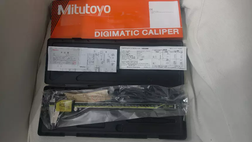 Calibro digitale LCD MITUTOYO nuovo scala 0-300 mm - Milano