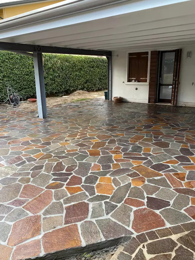 Porfido Trentino in offerta, colore rossiccio viola - Roma