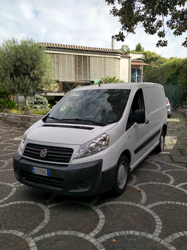 Scudo furgone Marca Fiat Anno 2015 Km 180000 - Napoli