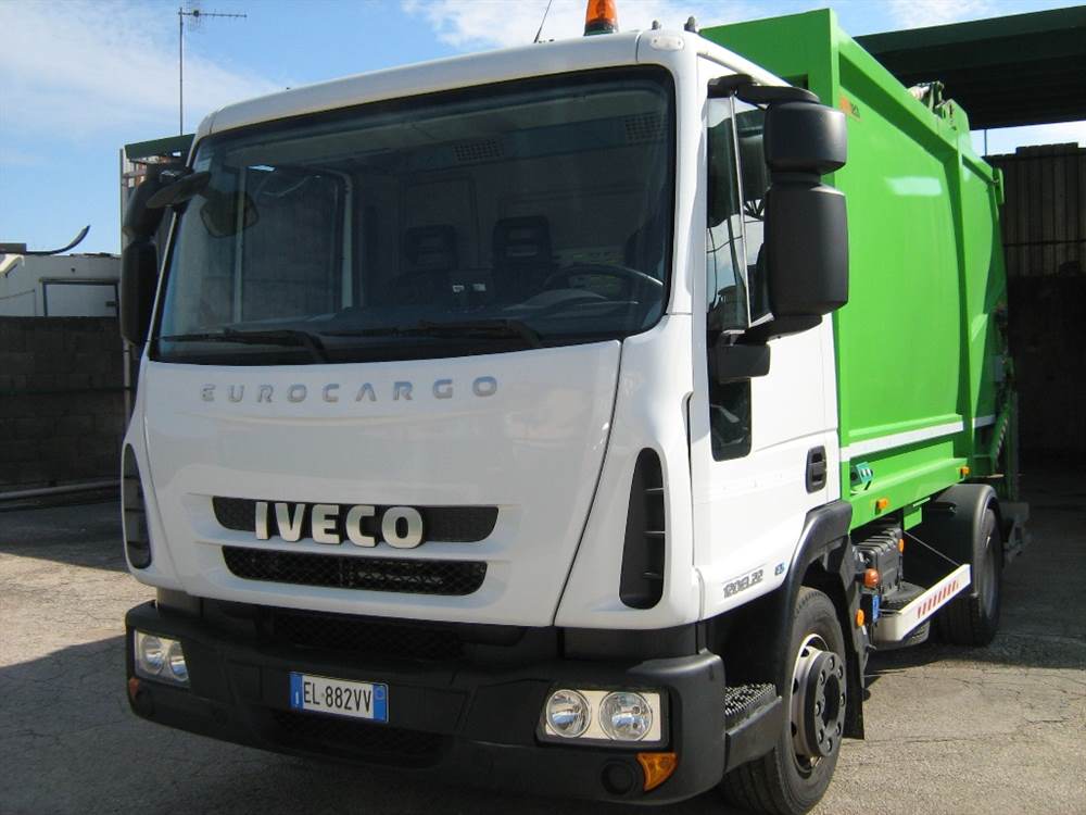 Noleggio Automezzi Trasporto Rifiuti Diverse Tipologie - Napoli