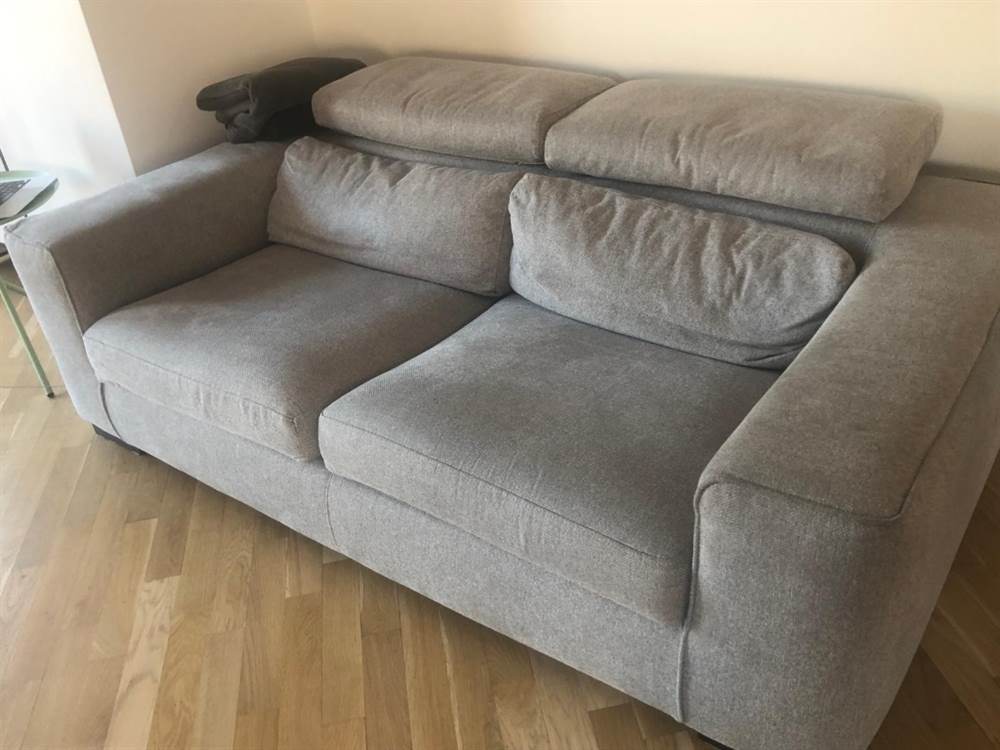 Divano Poltrone e Sofà modello Frigento, prezzo trattabile - Napoli