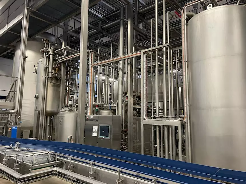 LC582 Linea riempimento completa usata Krones xCSD in PET - Verona