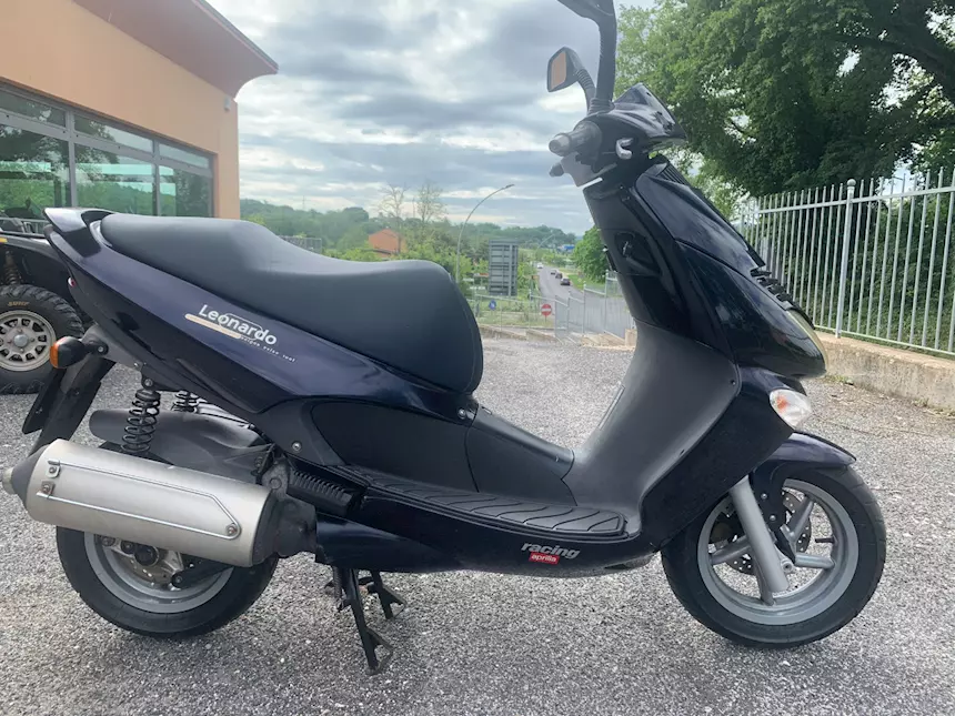 Aprilia Leonardo 125 - Scooter 125cc a Terni, Umbria
