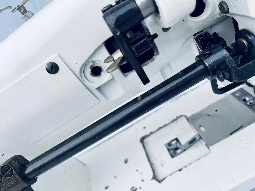 PFAFF 245 triplice trasporto, colore BIANCO - Macchine Tessili a Pisa