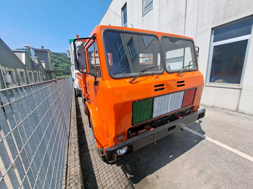 Macchina operatrice Marca Iveco 65C15 4x4 ribaltabile Anno 1970 - Vicenza