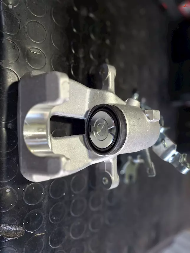 Pinza Freno Posteriore Sinistra Nuova Golf, mai usata - Catanzaro