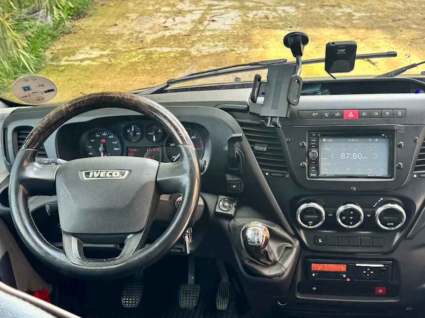 Iveco Daily 30 posti Euro 6 Anno 2017 Km 243000, interni in pelle ...