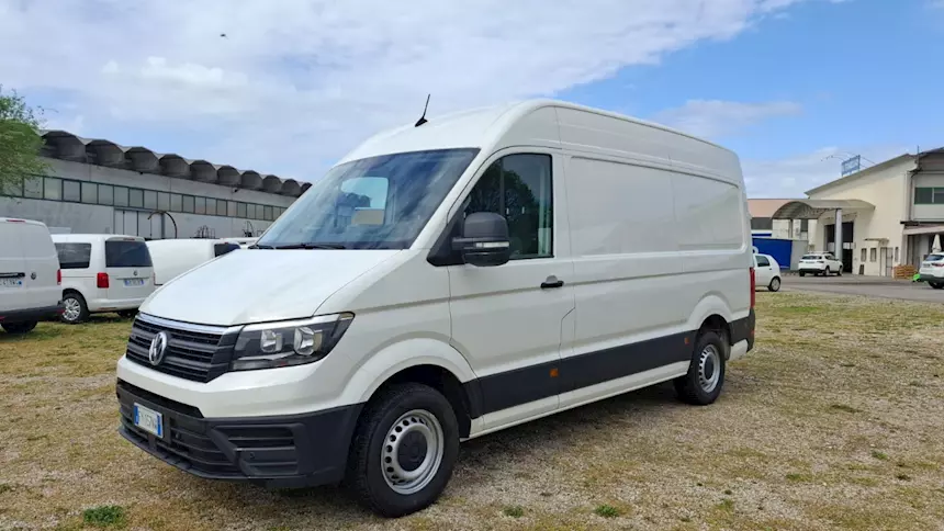 Volkswagen Crafter 4 X 4 - Furgone Gran Volume Euro 6, passo medio ...