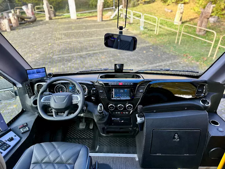 Iveco Cuby C70 Tourist Line da 27+1+1 posti Euro 6 - Como