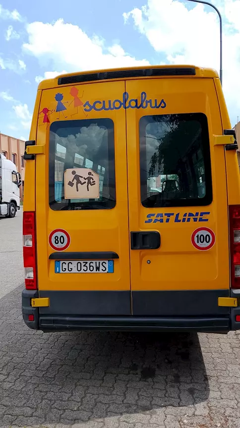Iveco Daily Anno 2010 Euro 4 - Scuolabus a Latina
