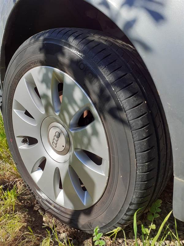 Ruote complete con cerchi in lega, gomme Yokohama R16 - Grosseto