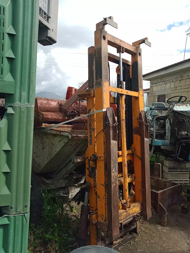 Muletto per trattori, marca cosmag - Attrezzi Agricoli a Napoli