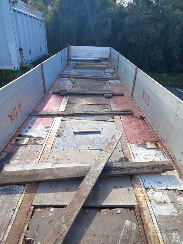 Semirimorchio Cardi pianale portacoils, containers, in legno - La Spezia