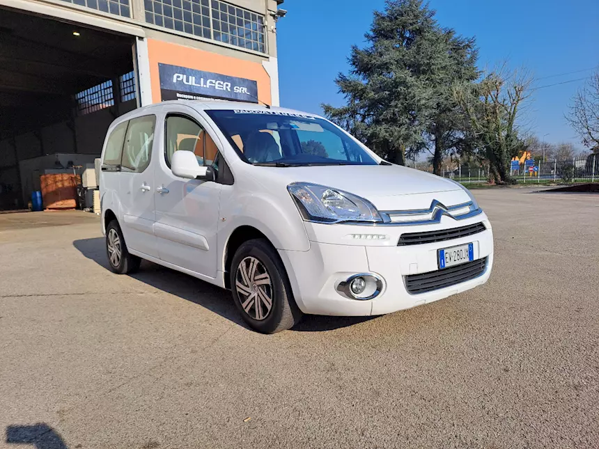 Citroen Berlingo 5 Posti Fiat Doblò Scudo Peugeot Partner Anno 2014 ...