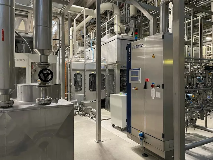 LC582 Linea riempimento completa usata Krones xCSD in PET - Verona