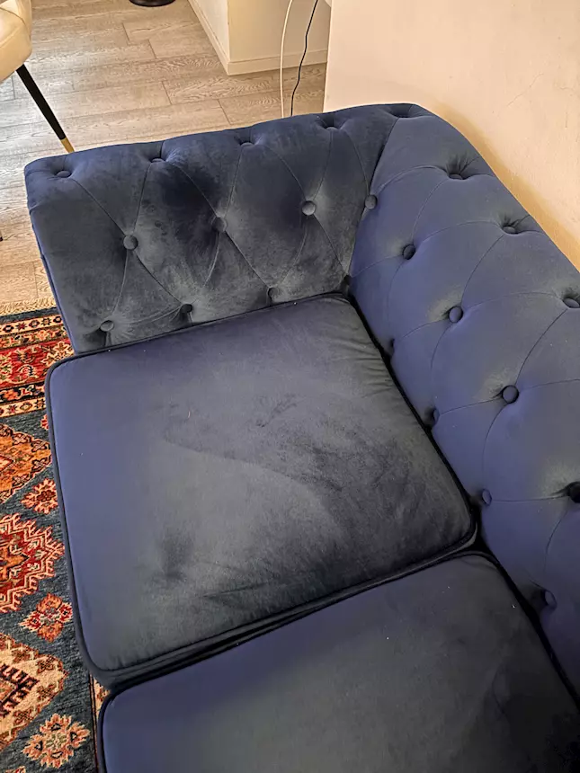 Divano e poltrona chesterfield, colore Blu reale, come nuovi - Venezia