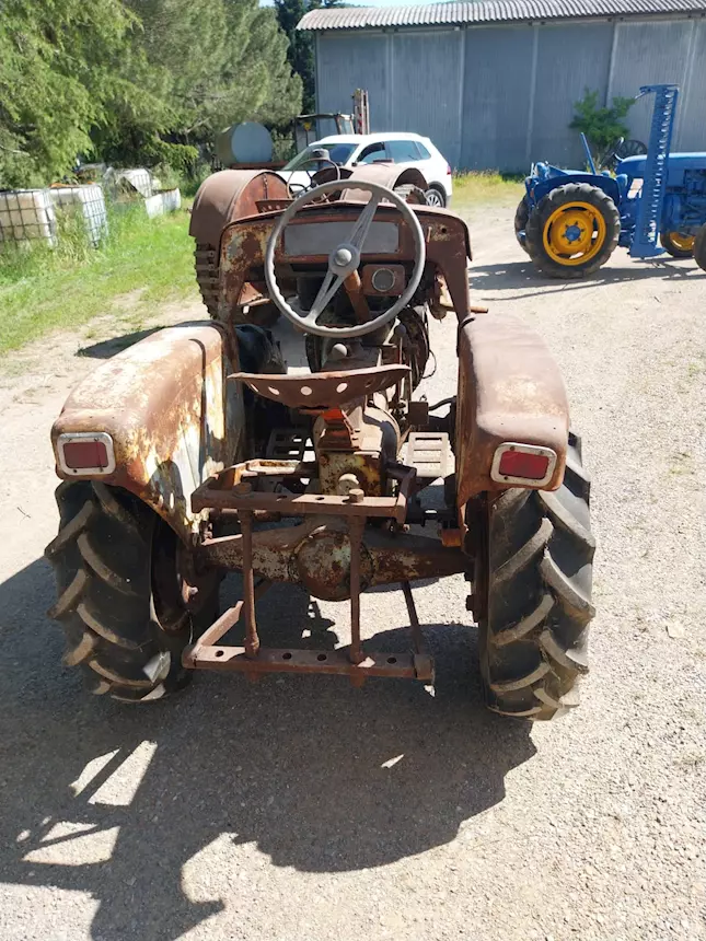 Trattore ERON 4x4-avv.ad inerzia-da restaurare-va in moto Anno 1930 ...