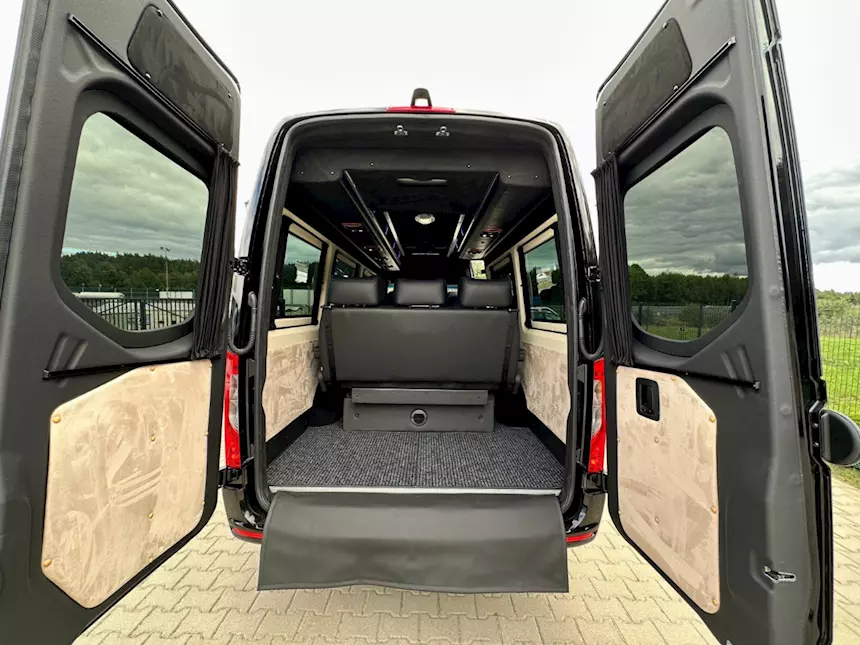 Mercedes-Benz Sprinter VIP Euro 6, tetto alto - Bologna