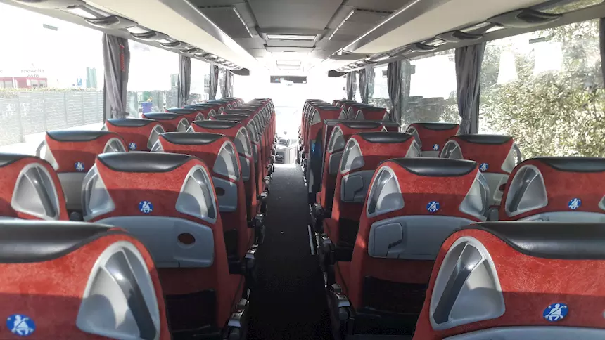 SETRA 415 HD GT Marca Mercedes Anno 2013 Km 1208600 - Bari