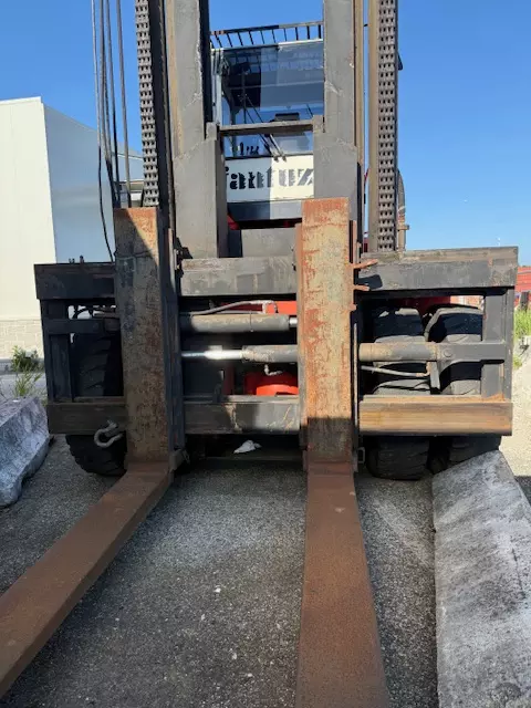 Carrello elevatore Fantuzzi-Reggiane mod. FDC280 - Livorno