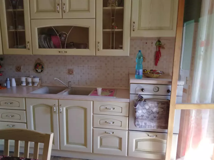 Mobili stile classico tenuti bene, colore Divano - Cosenza
