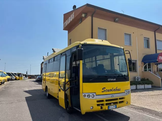 Otokar F160 SB, unico proprietario - Scuolabus a Verona
