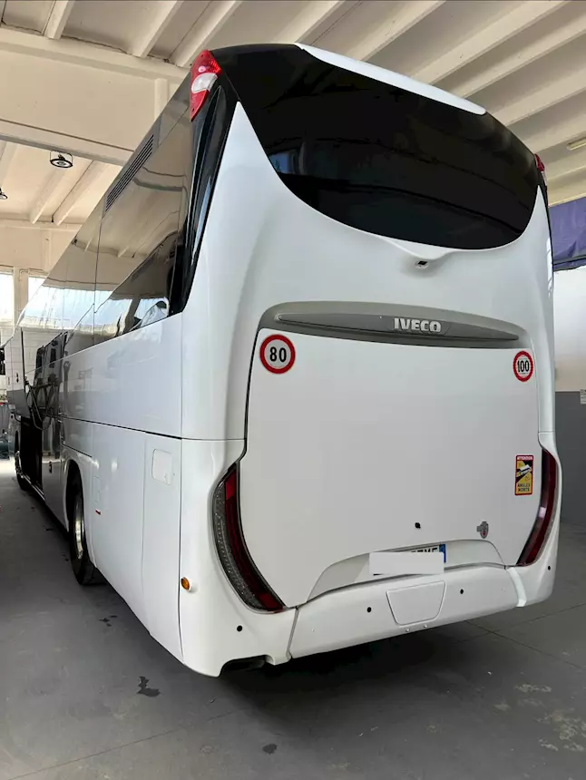 Vendo Marca Iveco Magelys Pro Euro 6, cambio automatico - Piacenza
