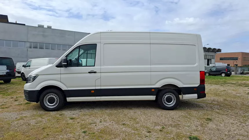 Volkswagen Crafter 4 X 4 - Furgone Gran Volume Euro 6, passo medio ...