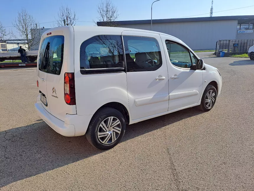 Citroen Berlingo 5 Posti Fiat Doblò Scudo Peugeot Partner Anno 2014 ...