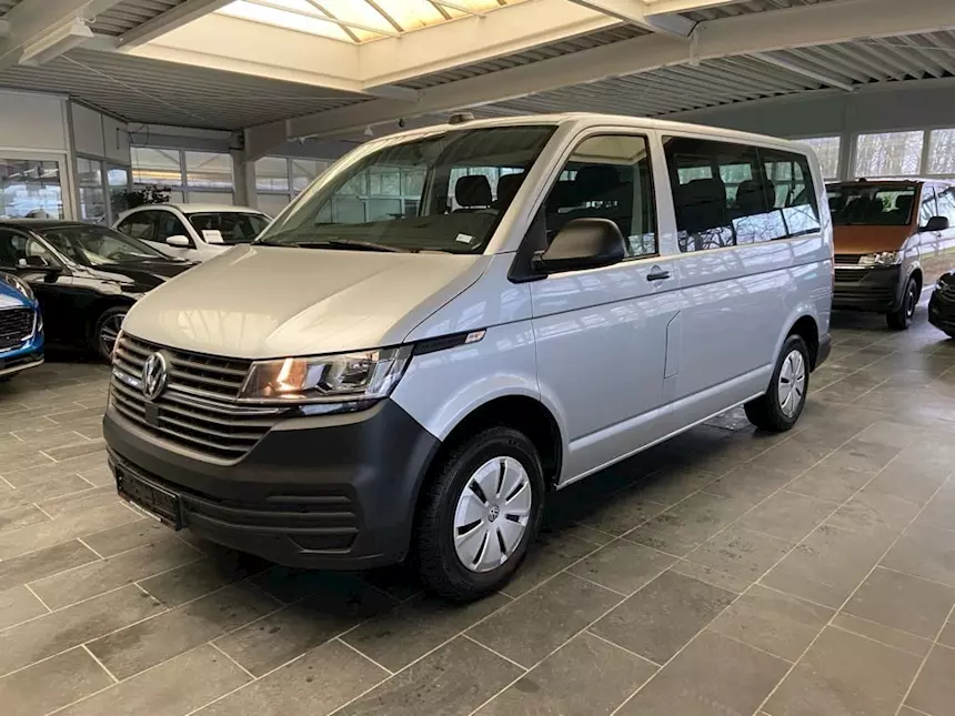 Volkswagen Modello T6 Transporter T6.1 Transporter Kombi Komb Anno 2021 ...