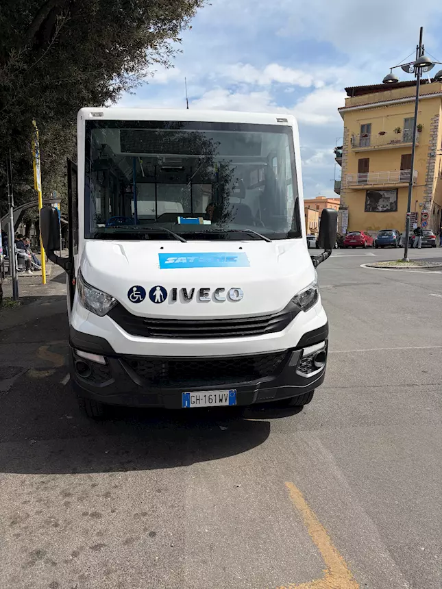 Iveco moby indcar urbano Anno 2018 Km 400000 Euro 6, cambio automatico ...