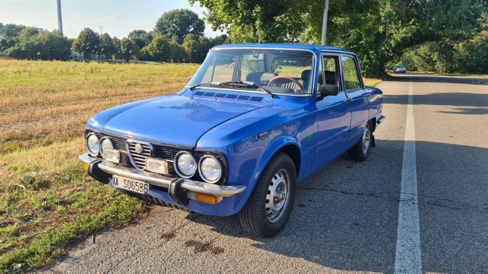 Alfa Romeo Giulia nuova super 1300 Anno 1970 Berlina Benzina, colore ...