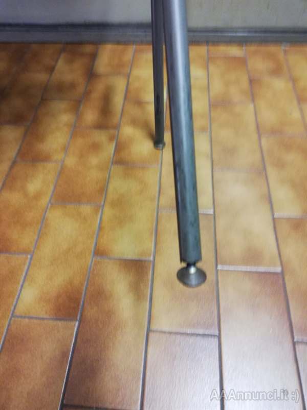 Sedia Anonima castelli, in buone condizioni - Monza e della Brianza